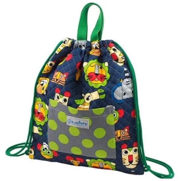 ※画像は同一複数商品の共通画像ですので、現物は1枚1枚、生地の裁断により柄の出方が異なっておりますのでご了承くださいませ。長めの紐はお子様の成長に合わせて調節可能です。・ランドセルの上からでもラクラク背負えます♪・Wフェイスでおしゃれ☆・前...
