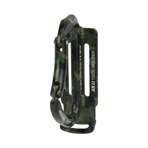 湾曲ゲートで工具を簡単に吊り下げできます。【用途】ベルトに通して工具類の吊り下げ。【機能】高強度、アルミ製鍛造カラビナです。落下防止コードの取り付けが可能です。●色:迷彩。●50mm幅ベルト用。●落下防止コード取付可能。●吊下げ工具重量:3...