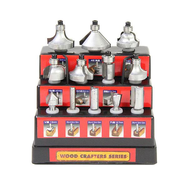 溝掘り・飾り面加工に最適です。【用途】木・合板・プラスチック・デコラの加工。【機能】便利なスタンド付きの12本組セットです。●12本組。