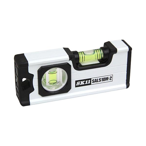 スリム形状、マグネット付アルミレベルです。【用途】水平、垂直の測定。【機能】丈夫なアルミ合金製です。持ちやすいスリム形状です。●サイズ:100mm。●精度:±1.5mm/1m。●感度:0.5mm/1m。