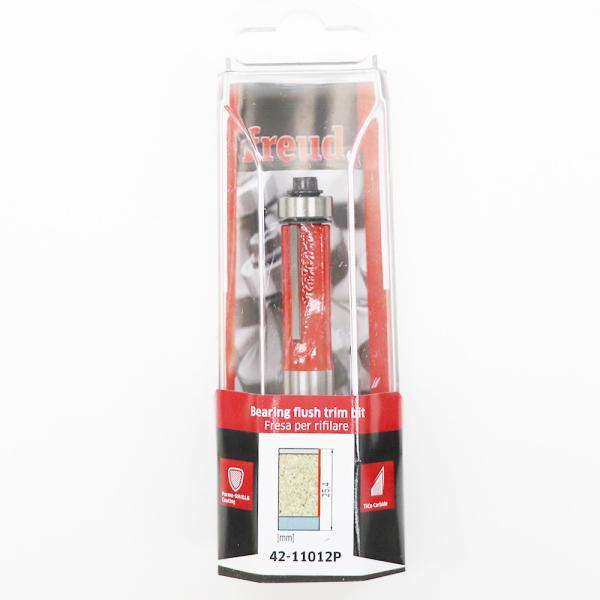 木工の本場、アメリカ市場No.1の人気を誇るfreudの長寿命・超硬ビットです。■用途材の面取り、仕上げ加工■機能・特徴軟材、硬材、合板、木材に対応。RYOBI(京セラ)のMTR-42・TRE-60Vなどの手持ちルーター、またはテーブルルー...