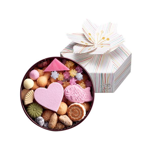 和柄の蓋をひらくと、キュートなハートやパステルカラーの金平糖が！和と洋の意外性も味わえる、愛が詰まった冨貴寄です。内容量： 70g(総重量165g)大きさ： 直径10.0×高さ4.5cm（小丸缶）、（箱）13.2×11.2×5.0cm特定原...