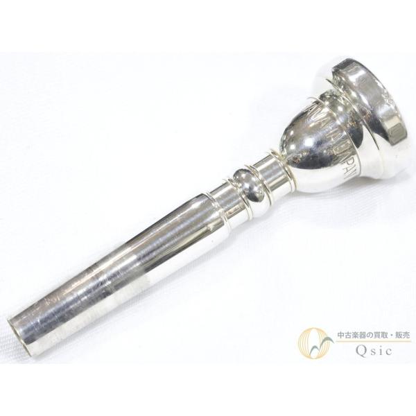 【状態】リム角部分に目立つ打痕がございます。その他全体的にくすみや擦れ傷が見受けられ使用感がございます。使用感を気にされない方にはお買い得なお品となっております。クリーニングをおこなっておりますので、お届け後すぐにご使用いただけます。シリア...