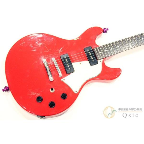【状態】擦れ傷や塗装欠け、目立つ打痕が点在しており、かなり使用感が強い外観でございます。ストラップピンが交換されており、ボディエンド側にはビス穴の位置を入れ替えた痕があります。フレット残り：7割程度トラスロッド：余裕あり電気系統：問題なし重...