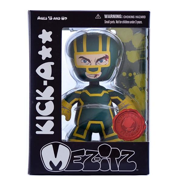 ［輸入品］［国内倉庫発送］メズコ社のMez-itzシリーズに2010年公開の映画『キック・アス』より６インチサイズ、キックアスがラインナップ！ロトキャスト製で仕上げた商品は、丈夫なのにソフトな触り心地で作り手のこだわりを感じます。素材を活か...