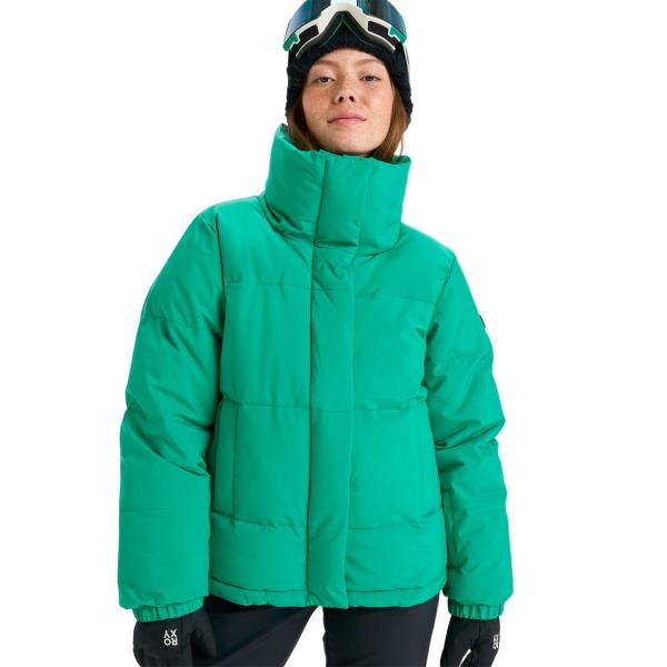 ・420gのたっぷり中綿とハイカラーが特徴の、10,000mm防水・撥水性、5,000g透湿性を備えたショート丈ジャケットです。・内側にはシンプルな構造のパウダースカートを内蔵し、リゾートへの移動や普段着としても着用可能なハイブリットモデル...