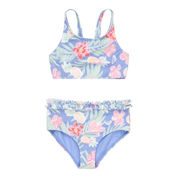 ブルーベースにパイナップルとハイビスカス柄をプリントしたキュートなセットアップのスイムウエア。トップスのデザインを深めに仕上げているので、安心感があります。また、ストラップはアジャスターで調整が可能です。ややハイウエストのボトムにはフリルを...