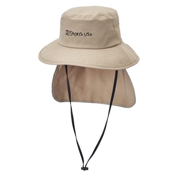 フロントに手書き風ロゴを刺繍したシェードハット。収納可能なサンシールド、お好みのフィット感に調整できるネックストラップなど使いやすさにもこだわりました。タウンユースからアウトドアまで春夏のアクティブシーンをしっかりとサポートします。親子でペ...