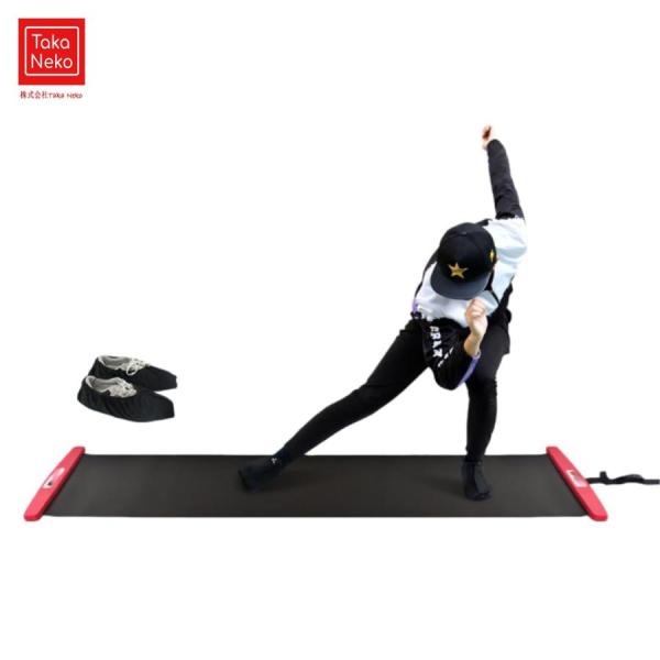 このスライディングボードは、体幹トレーニング、筋トレ、有酸素運動に最適です。スケートを模擬したスライディング運動で、楽しくフィットネスを続けられ、エビトレにも対応します。トレーニングボードとして多機能で、バランスディスクのようにバランス力を...