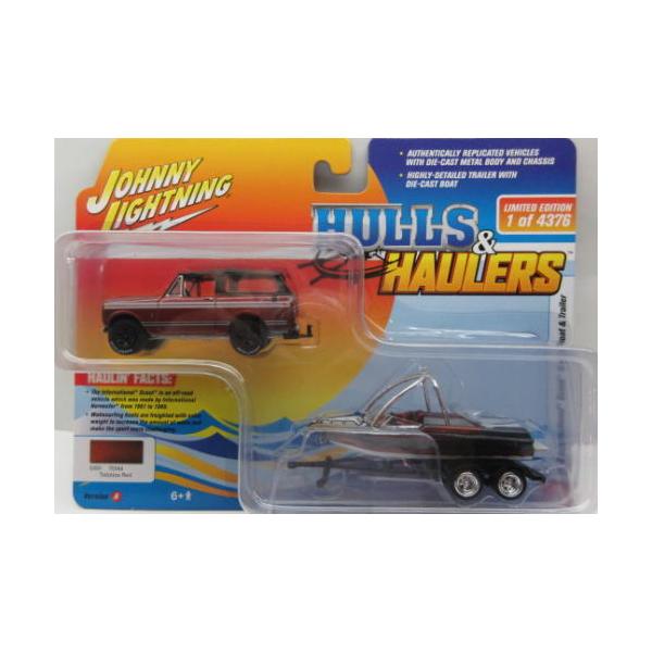 1/64 ジョニーライトニング JOHNNYLIGHTNING HULLS &amp; HAULERS 2021 Release1 1979 International Scout II with Boat &amp; Trailer ボー...
