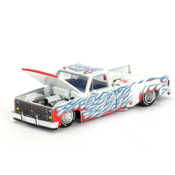 1/64scale MINI GT × Kaido House Chevrolet Silverado Dually On Fire V2 クローズボックス入 シボレー シルバラード ミニカー 在庫は実店舗と共有しておりますので ご注文いた...