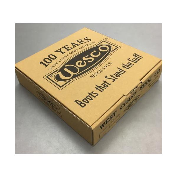 WESCO社創業100周年を記念したアニバーサリーブック Boots that Stand the Gaff どんな苦境にも耐えうるブーツ〜 総頁数：264ページ内には、1890年代から現代に至るまでの未公開写真が網羅されており、当時の様子...