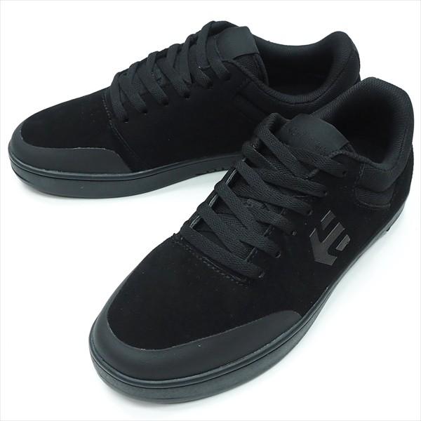 ※セールシューズにつき、アッパー、サイドソールなど一部に黄ばみが生じている場合もございます。ご了承ください。タイヤメーカー"ミシュラン"の技術をアウトソールに使用したカップソールのタイプの『Marana』。ソールはミシュランとの共同開発によ...