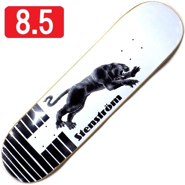 幅:21.4cm 長さ:81.0cm ノーズ:17.6cm テール:16.6cm ビス間:35.4cm コンケーブの深さ:9.5mmPolarのDavid Stenstromモデル 8.5インチ。キックはノーズ、テールとも角度は抑えめですが...