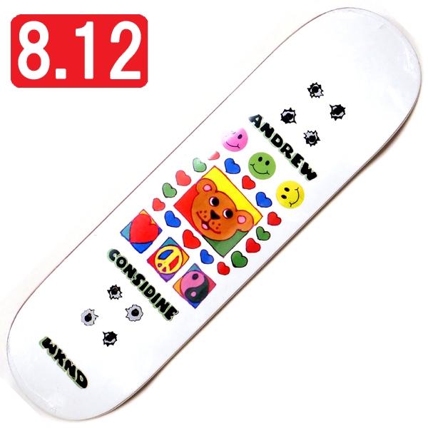 幅:20.6cm 長さ:79.7cm ノーズ:16.8cm テール:16.5cm ビス間:35.0cm コンケーブの深さ:9.0mmWKNDのAndrew Considineモデル 8.125インチ。キックはノーズ、テールとも角度は抑えめで...