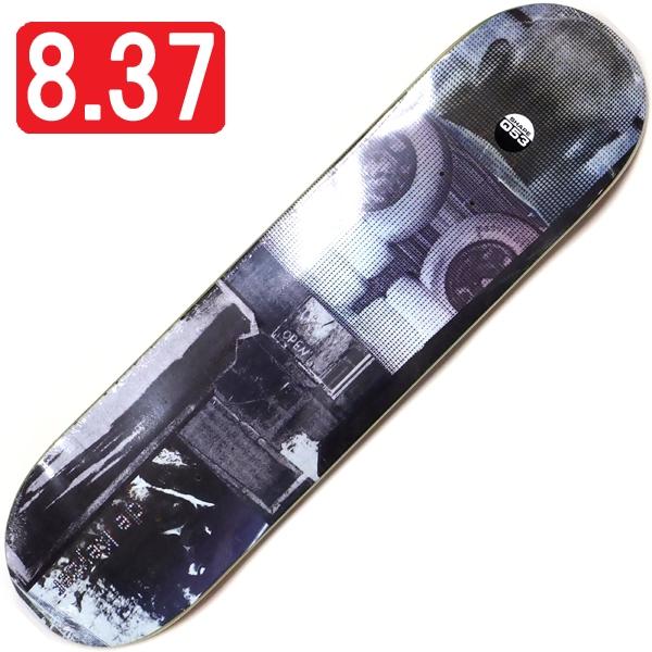 幅:21.4cm 長さ:80.6cm ノーズ:17.1cm テール:16.4cm ビス間:35.7cm コンケーブの深さ:10.5mmQuasiのBobby De Keyzerモデル 8.375インチ。キックはノーズ強め、テールはビス穴から...