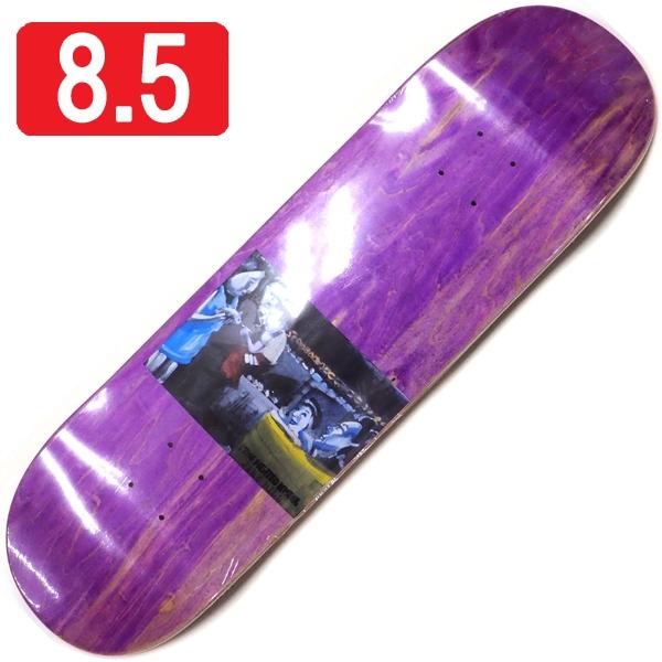 幅:21.7cm 長さ:82.0cm ノーズ:17.6cm テール:16.7cm ビス間:36.3cm コンケーブの深さ:11.0mmThe Heated WheelのJake Hillモデル 8.5インチ。キックはノーズ、テールとも角度は...