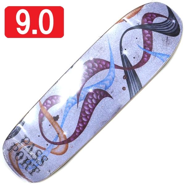 幅:22.8cm 長さ:81.5cm ノーズ:17.1cm テール:16.7cm ビス間:36.3cm コンケーブの深さ:10.5mmノーズトラック位置の幅:22.2cm テールトラック位置の幅:21.7cmPassportのTeamモデル...