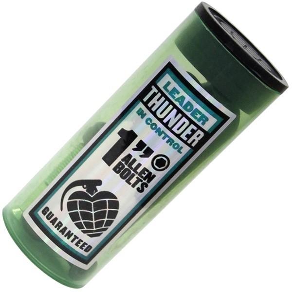 前後が分かりやすいようにカラーボルト2本がおまけで入ってるThunderのボルト、ナットセット。デッキとトラックと1/8"の厚みのライザーを留められる少し長めの1インチ、6角レンチで締める6角タイプ。もちろんトラックとデッキだけ留めるのにも...