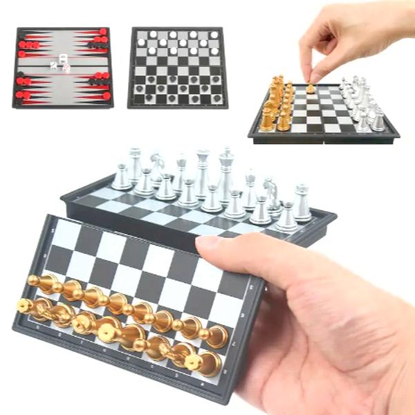 サイズ：13cm×13cmマグネットタイプ折り畳み式