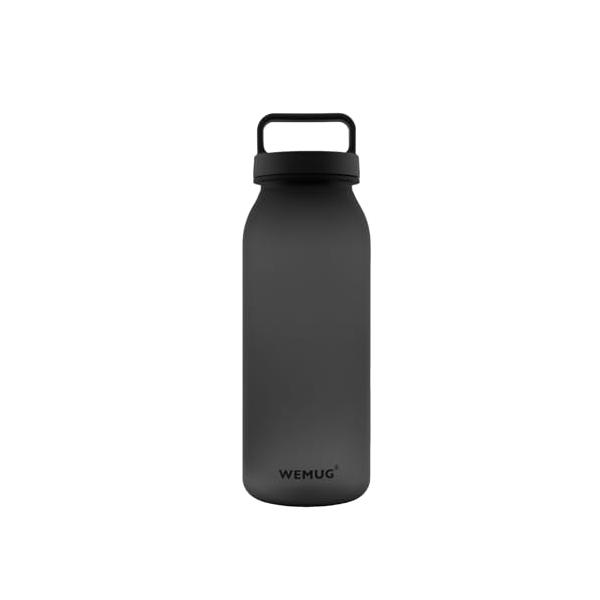 モダンブラック/620 ml/WEMUG 620ml・Color:ブラック・オシャレなデザインのポータブル(携帯)ボトル ブランドのWEMUG。アウトドアからオフィスまで、機能的でありながらファッション性を兼ね揃えたデザインが、世界中で幅広...