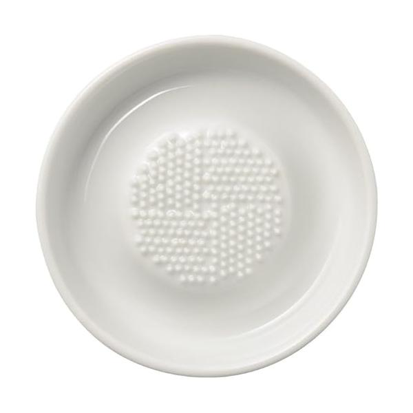 薬味おろし器ホワイト/シャープな切れ味でざくざくおろす/CY-10(N)・PatternName:3) おろし器Style:薬味おろし器Color:ホワイト・パッケージ個数:1・円錐形の刃形状・特殊配列の刃ザクザクスピーディーにおろせる。し...