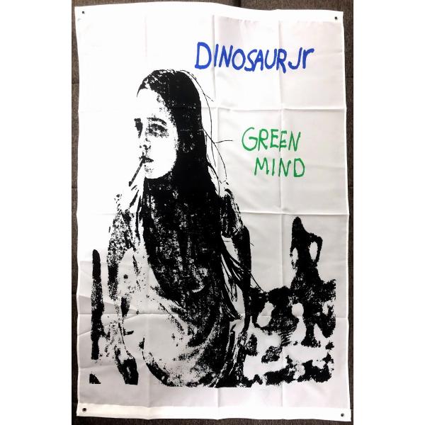 ダイナソーJrのタペストリーです。押しピンなどで壁などに固定することができます。旗の4角にそれぞれピンホールがございます。サイズ縦：約125cm縦：約75cm（※ほとんど目立たないですが製造工程上で少しインクが飛んでいる箇所がある場合があり...