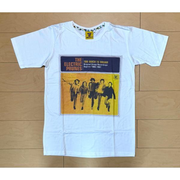 素材:綿100％[Mサイズ](約)着丈67cm/肩幅41cm/身幅48cm/袖丈21cmカラー:ホワイト系エレクトリックプルーンズ The Electric PrunesのTシャツです。 流行り廃りなくおしゃれに着こなすことが出来るロックT...