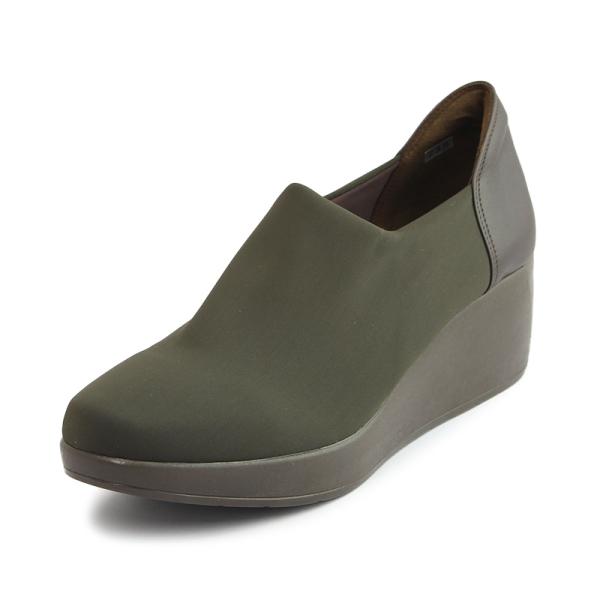 【ブランド】　FIZZ REEN【カテゴリー】厚底スリッポンストレッチ生地を使用したアッパーで足入れも歩行も快適です。厚底は緩やかなヒールになっており5cmほどの高さも、つらく感じません。シンプルなデザインなので様々なコーディネートに合いま...