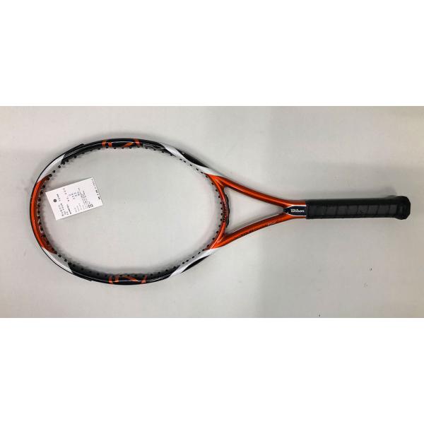 -【商品名】 【Ｋ】ＴＯＵＲ　ＴＥＡＭ　ＦＸ【メーカー】 ウィルソン【フェイスサイズ】 100平方インチ【フレーム長】 27.25インチ【推奨テンション】 53〜63lbs【グリップサイズ】 2【重量（実測値）】 276g【フレックス（実測...