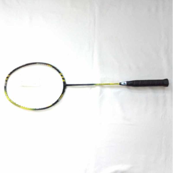 特殊チタンとZYLONを組み合わせた強化フレーム。ハードヒッター向けラケット。【商品名】 adidas adizero tour【メーカー】 その他メーカー【フレーム長】 27インチ【推奨テンション】 20〜25lbs【定価】 21,000...