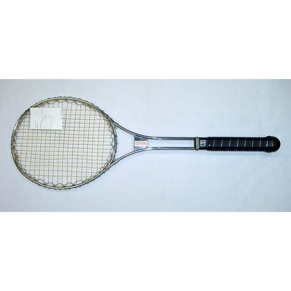 【商品名】 Ｔ４０００【メーカー】 ウィルソン【グリップサイズ】 L3【重量（実測値）】 361g【程度】 B:少し傷あり【商品No.】 B-9029※重量・フレックスに関しましては実測値となります。スチール製のラケットです。