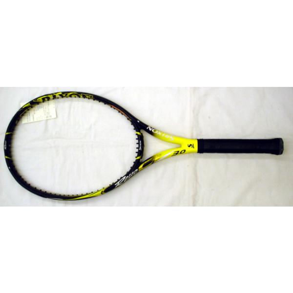 【商品名】 スリクソン ＲＥＶＯ　ＣＶ３．０【メーカー】 スリクソン【グリップサイズ】 2【重量（実測値）】 296g【フレックス（実測値）】 68【程度】 B:少し傷あり【商品No.】 C-10400※重量・フレックスに関しましては実測値...