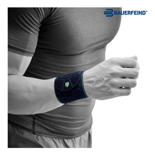 【商品名】SPORTS WRIST STRAP（スポーツ リスト ストラップ）【カラー】 ブラック【サイズ】 S-M、L-XL【素材】ポリアミド、ポリウレタン、綿、ポリエステル、エラスタン、レーヨン、エラスジェン【製品サイズ】 18×8cm...