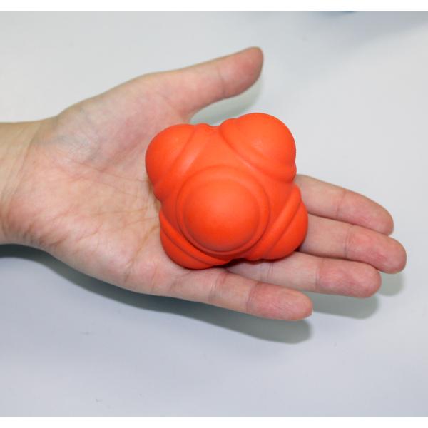 【発売日：2025年05月09日】リアクションボールは、動体視力を鍛えると同時に反射神経(ボールをキャッチする）も養うためのトレーニング・グッズです。予測できないバウンド、常にイレギュラーな動きをするボールをキャッチする、楽しいトレーニング...