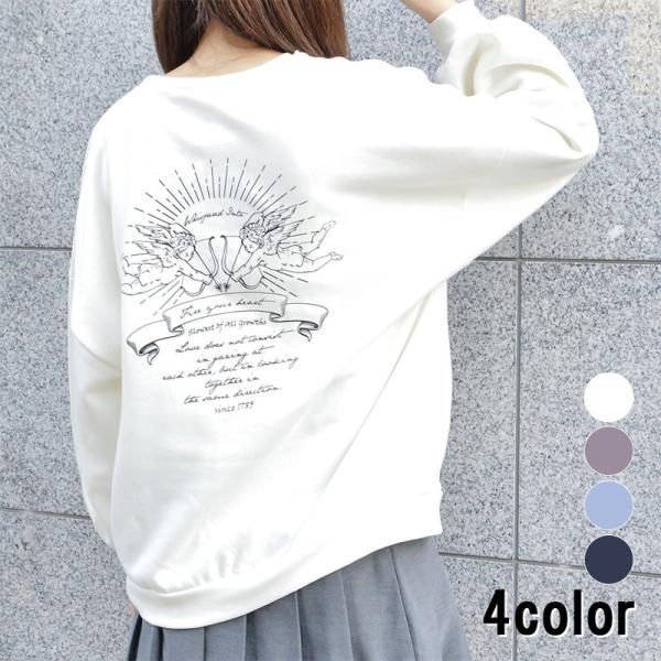 バックの大きい天使プリントが印象的な一枚！フロント刺繍も入っていて、これだけで存在感抜群のアイテムです！【サイズ】（M）着丈67cm身幅58cm袖丈43cm【素材】ポリエステル65%、綿35%【生産地】中国【注意】※撮影時のライティング、ご...