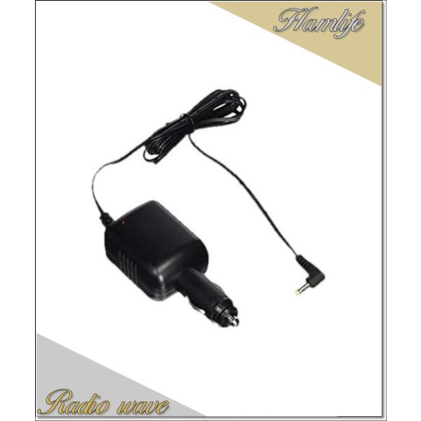 12V/24V車のシガーソケットにつないで電源が取れます