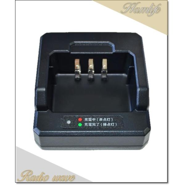 充電器　※FC-D301ACが必要です