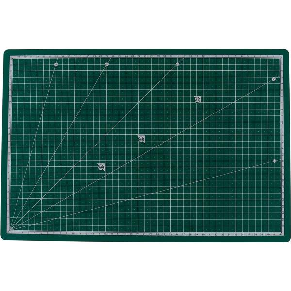 グリーン/A3/4907052168022・Color:グリーンSize:A3・パッケージ個数:1・カッティング作業時に・両面使用可能・便利な10mm方眼&amp;角度目盛付(0~90度・15度刻み)・色:グリーン・サイズ:A3(約450×...