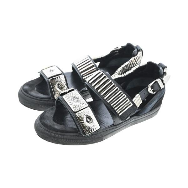 【ブランド】TOGA (トーガ)【タイプ】レディース【商品番号】2200674928145r20260510【コンディション】ランク：B   詳細：所々スレ、汚れあり【カラー】黒xシルバー【サイズ】EU38(24.5cm位)【実寸(cm)】...
