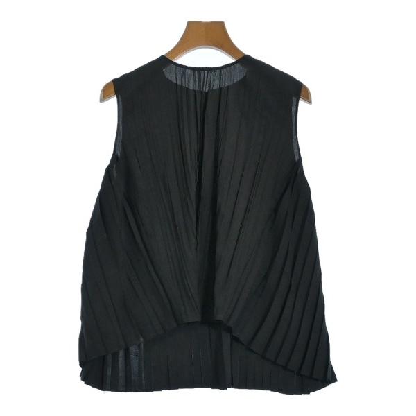 【ブランド】Vince (ヴィンス)【タイプ】レディース【商品番号】2200629098138r20260109【コンディション】ランク：B   詳細：首まわり汚れあり【カラー】黒【サイズ】XS【実寸(cm)】身幅:37cm,肩幅:32cm...