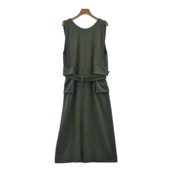 【タイプ】レディース【商品番号】2200510236052r20241229【コンディション】ランク：B   【カラー】グレー【サイズ】-(M位)【実寸(cm)】身幅:45cm,肩幅:33cm,肩からの総丈:118cm【付属品】ベルト 【素...