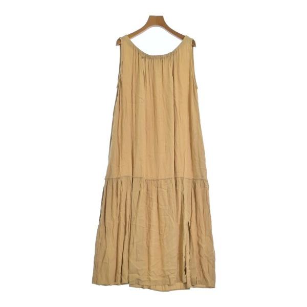 【ブランド】SOI-MeME (ソワメーム)【タイプ】レディース【商品番号】2200639153117r20260117【コンディション】ランク：新品同様   【カラー】ベージュ【サイズ】F【実寸(cm)】身幅:55cm,肩幅:38cm,ウ...