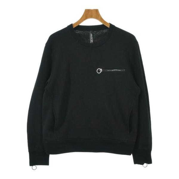 【ブランド】Neil Barrett (ニールバレット)【タイプ】メンズ【商品番号】2200661599020r20260306【コンディション】ランク：B   【カラー】黒【サイズ】S【実寸(cm)】身幅:52.5cm,肩幅:48.5cm...