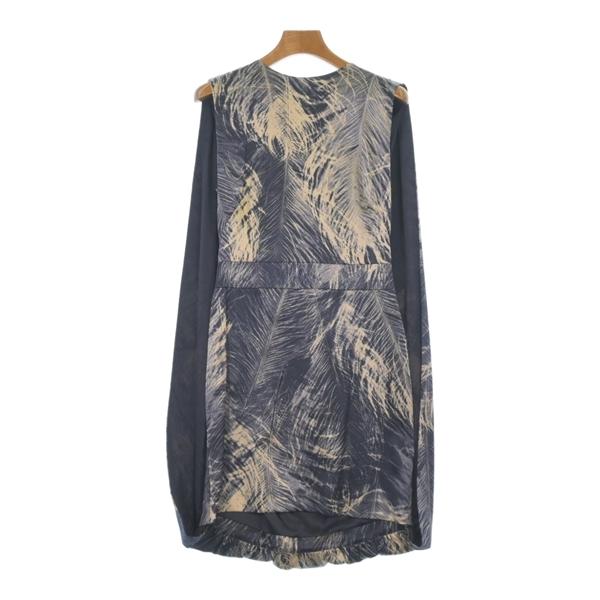 【ブランド】McQ (マックキュー)【タイプ】レディース【商品番号】2200611129116r20251017【コンディション】ランク：B   【カラー】紺xベージュ【サイズ】40(M位)【実寸(cm)】身幅:40cm,肩幅:35cm,ウ...