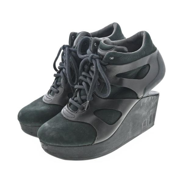 【ブランド】McQ (マックキュー)【タイプ】レディース【商品番号】2200684824093r20260526【コンディション】ランク：B   【カラー】黒【サイズ】25cm【実寸(cm)】高さ:9cm,ヒール:10cm,ソール裏(全長)...