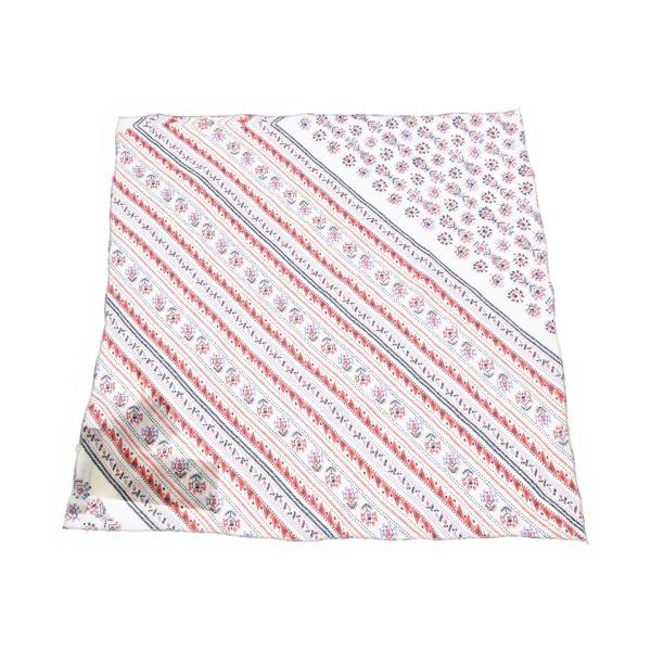 【タイプ】レディース【商品番号】2200520390447r20250117【コンディション】ランク：A   【カラー】白x赤x青等(総柄)【サイズ】-【実寸(cm)】縦:42cm,横:42.5cm【素材】ポリエステル100% 【原産国】イ...