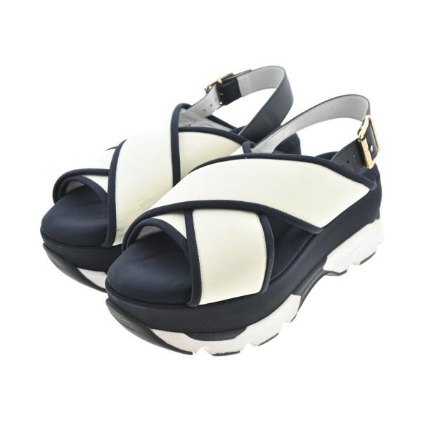 【ブランド】MARNI (マルニ)【タイプ】レディース【商品番号】2200683388046r20260519【コンディション】ランク：B   【カラー】白x黒【サイズ】EU39(25.5cm位)【実寸(cm)】ヒール:7.5cm,ソール裏...