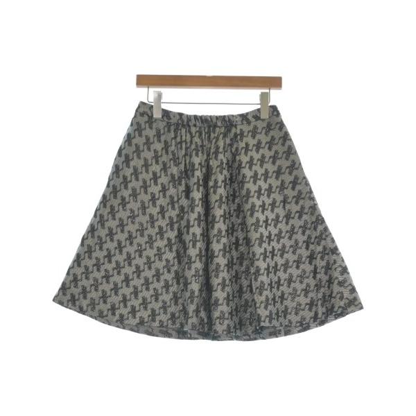 【ブランド】MOSCHINO CHEAP AND CHIC (モスキーノ　チープアンドシック)【タイプ】レディース【商品番号】2200655720010r20260312【コンディション】ランク：A   【カラー】グレーx黒(総柄)【サイズ...