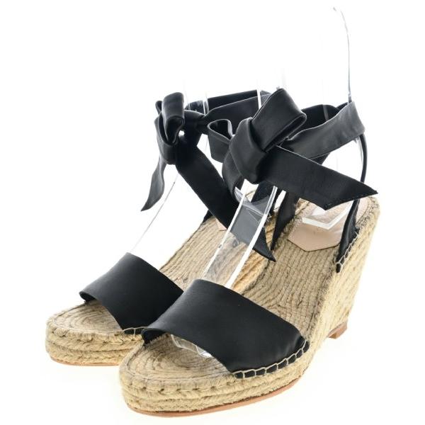 【タイプ】レディース【商品番号】2200463046036r20240630【コンディション】ランク：B   【カラー】黒【サイズ】US7(24cm位)【実寸(cm)】ヒール:10cm,ソール裏(幅):8cm【原産国】ブラジル 【その他詳細...